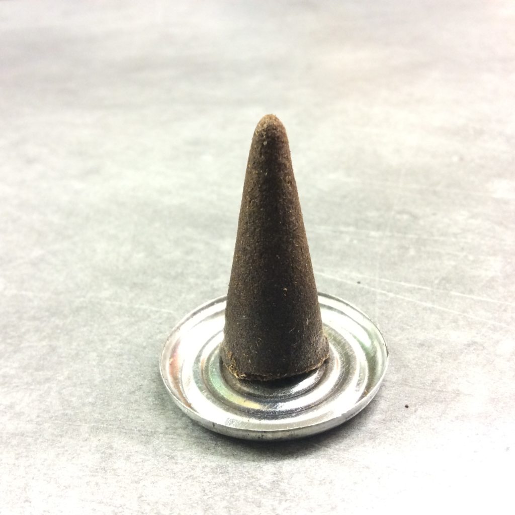 Encens en cône myrrhe – Natural Mystic